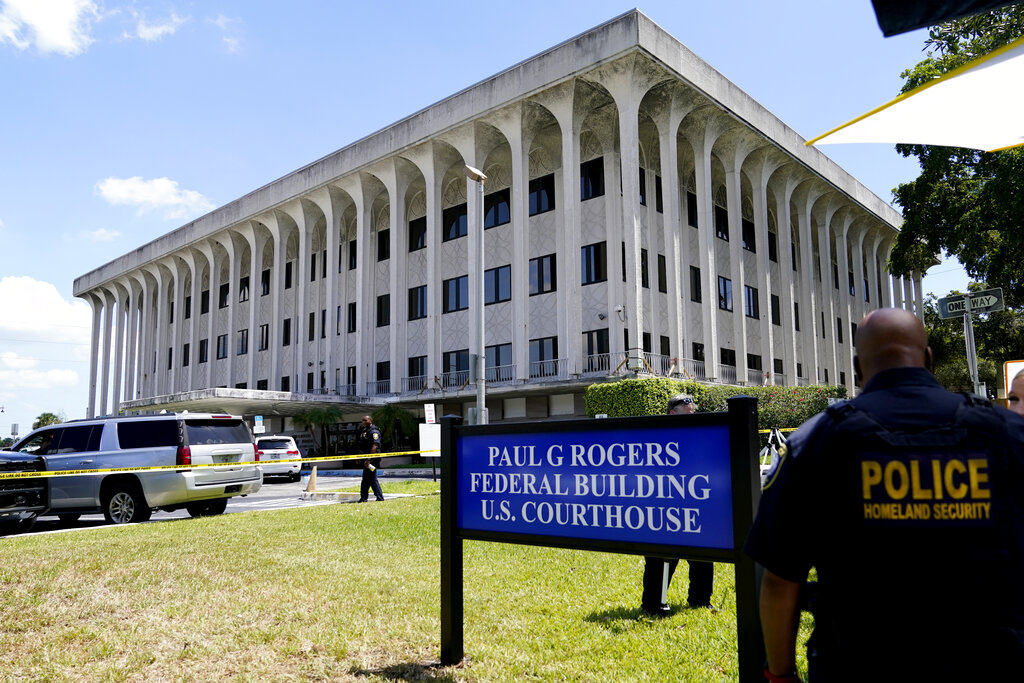 FBI Agent Accused of Undermining GOP Hunter Biden Investigation Departs ...