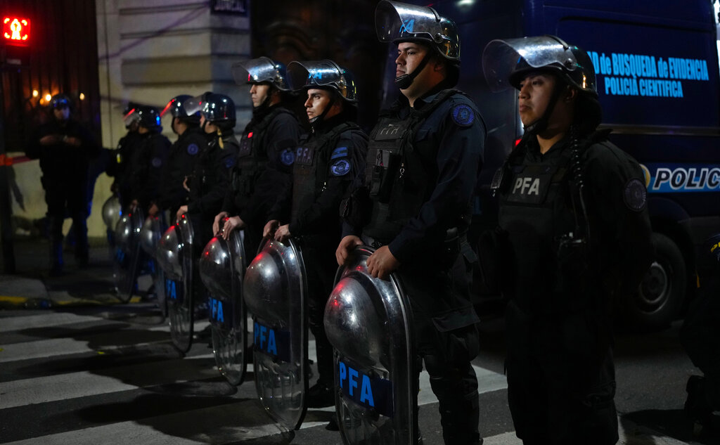 Handgun Misfires In Assassination Attempt On Argentine Vice President