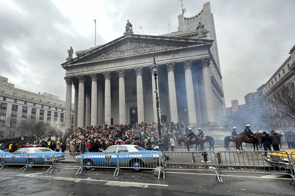 Art Imitates Life as Protesters Throng Manhattan Courthouse — But Not ...