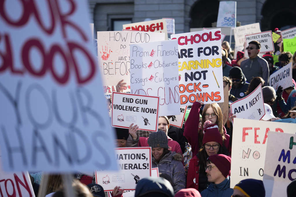 Black Activists Call on 'Privileged' Liberal White Women in Colorado To ...