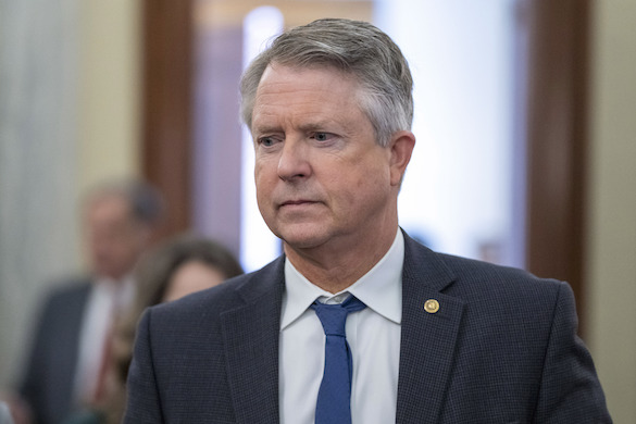 Kansas Senator Who Wants To Reduce Credit Card Fees Is Tarred as a ...