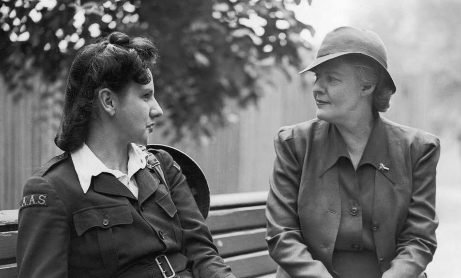 ‘Last Call at the Hotel Imperial’ Chronicles the Wartime Reporters Who ...