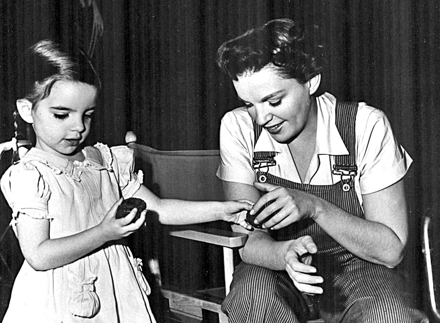 45-Year Project Offers Fascinating Look at Gene Kelly-Judy Garland Film ...