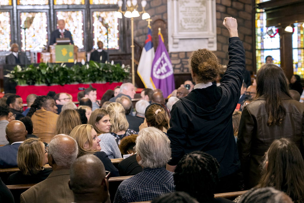 Biden Assures Pro-Hamas Demonstrators That He’s Working To Get Israelis ...