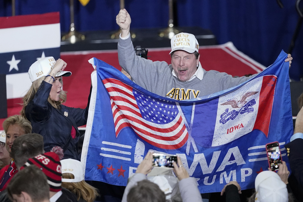 Trump Scores Record-Setting Win in Iowa Caucuses, Offering Unity Message as DeSantis Beats Haley ...
