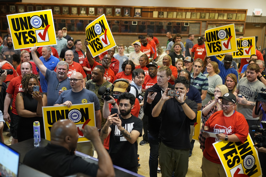 Manufacturers, Politicians Brace for Union Push Across the South After ... Manufacturers, Politicians Brace for Union Push Across the South After ...