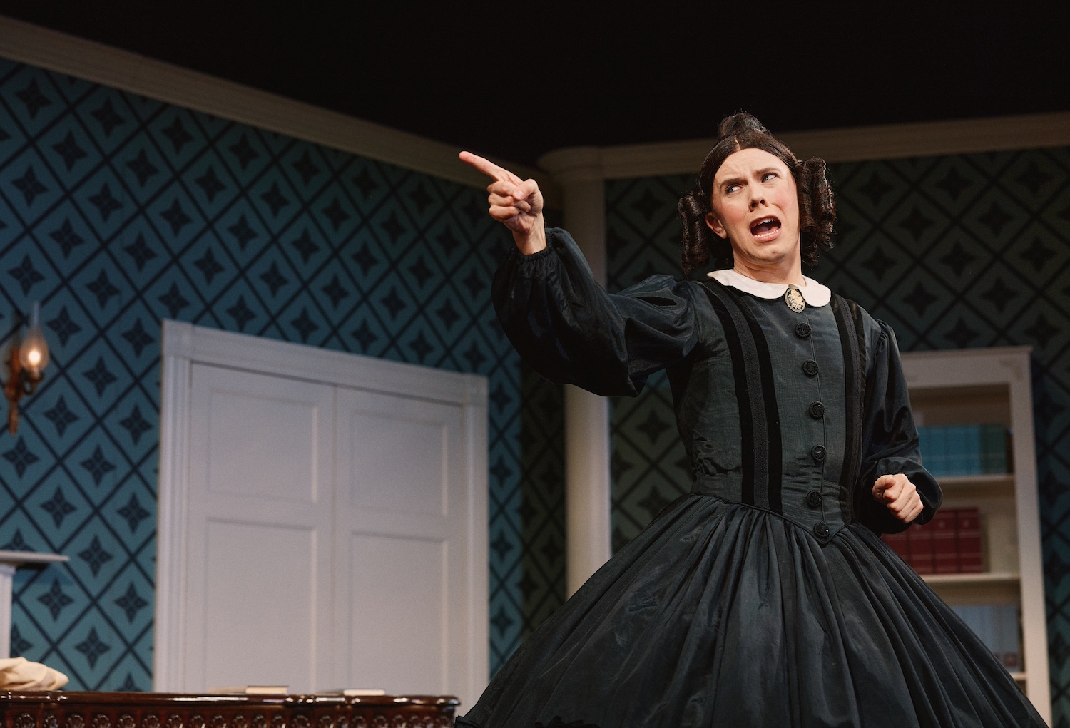 New Play on Broadway Features Mary Todd Lincoln in a Delirious, Nearly ...