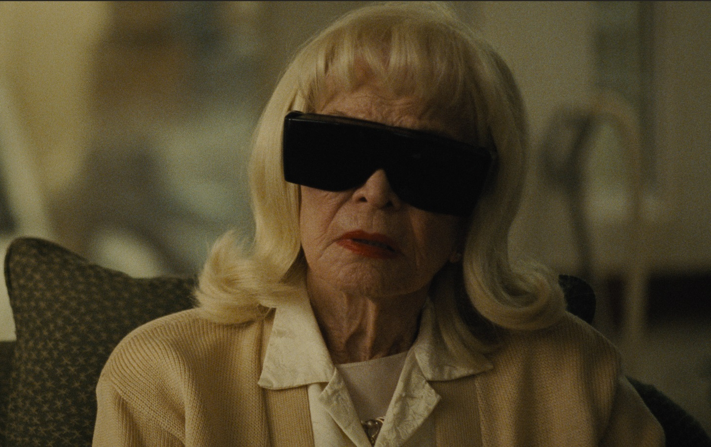 An Indie Movie With an All-Star Cast, 'Mother, Couch' Wears Its ...