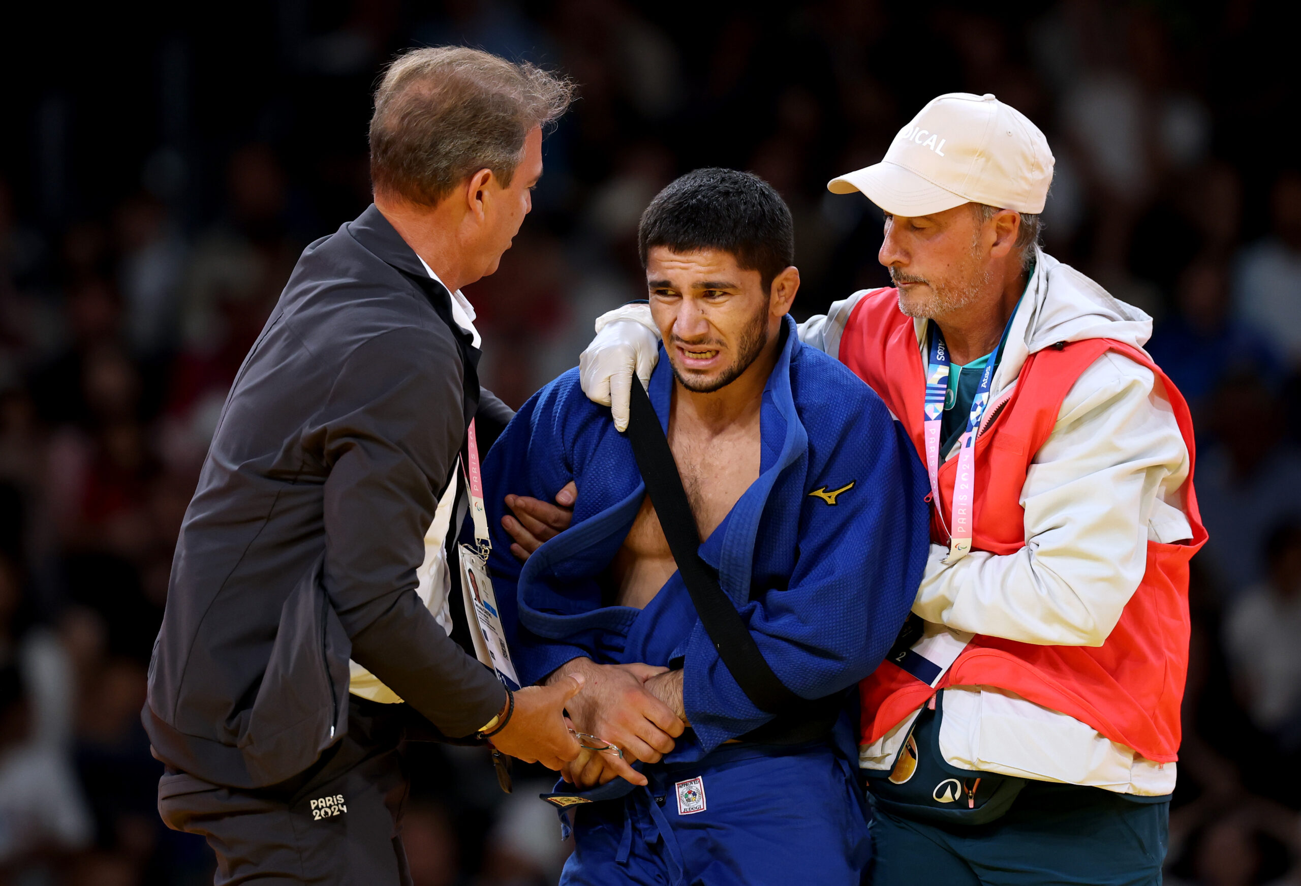 Star Olympian Who Refused To Shake Hands With Israeli Rival Gets ...