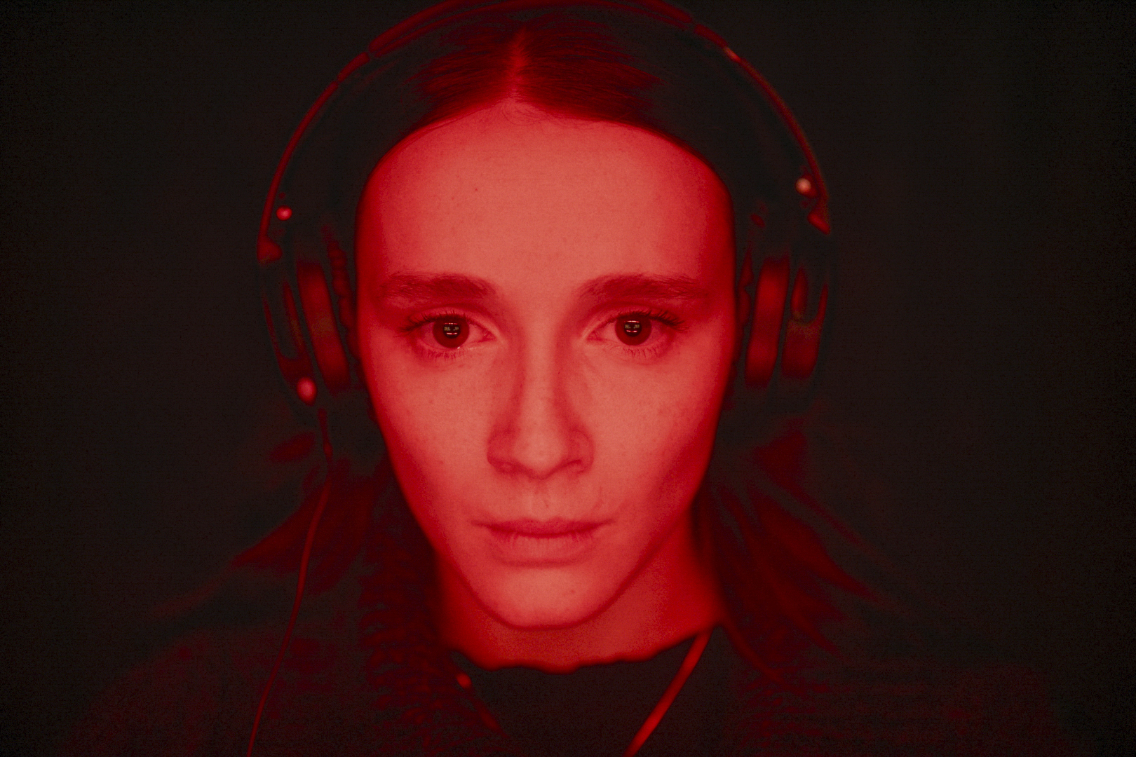 Serial Killers and the Invasive Internet: New Film ‘Red Rooms’ Delves ...