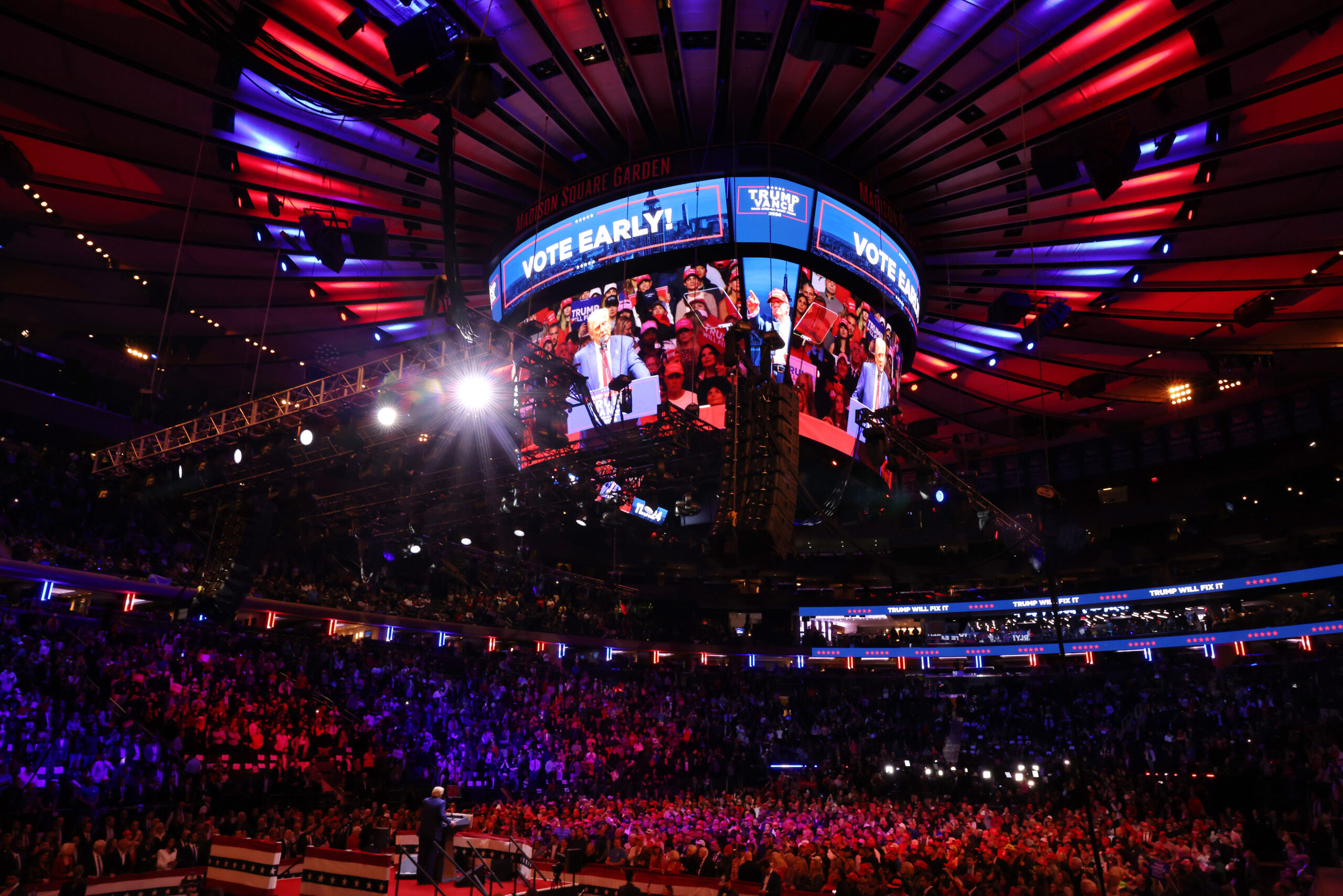 Trump Turns Madison Square Garden Red as Tens of Thousands Swarm the ...
