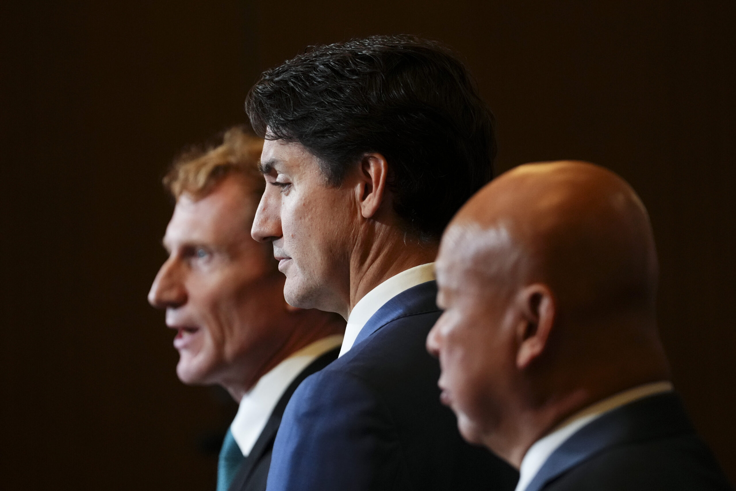 Trudeau Admits Failure, Says Canada, in Marked Policy Shift, Will Rein ...