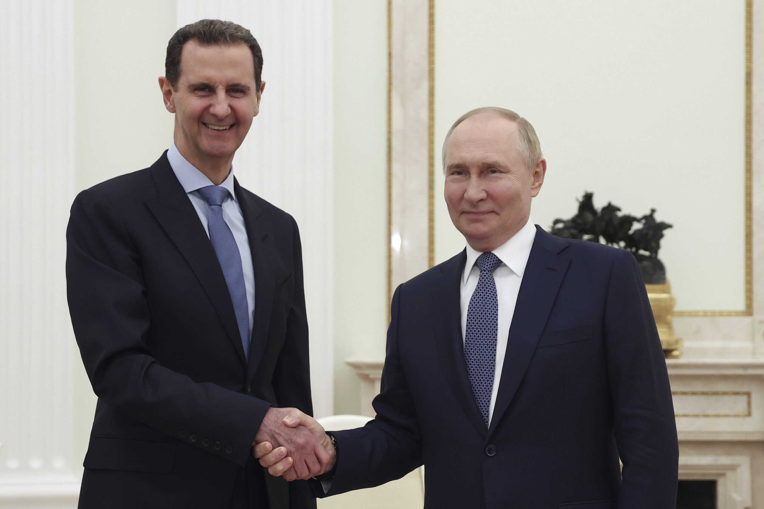 Syrian Rebels’ Advance Prompts Russia To Retreat From Its Mediterranean ...