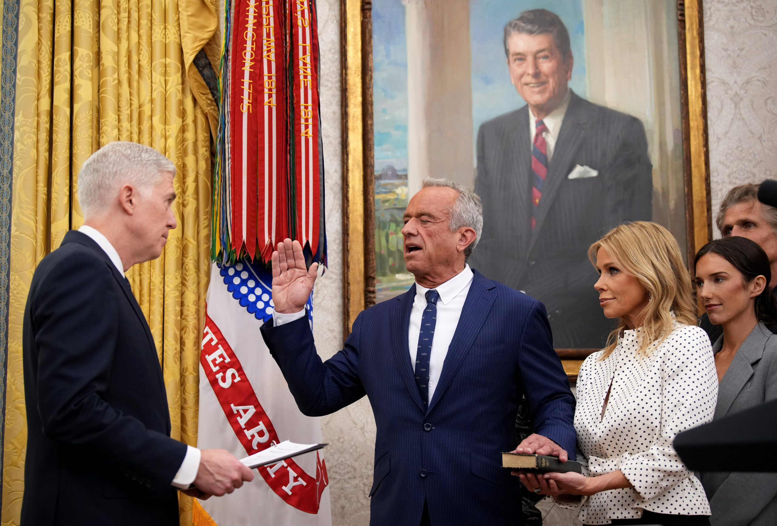 Skeptical Elites Mock RFK Jr.’s Goal of ‘Making America Healthy Again ...