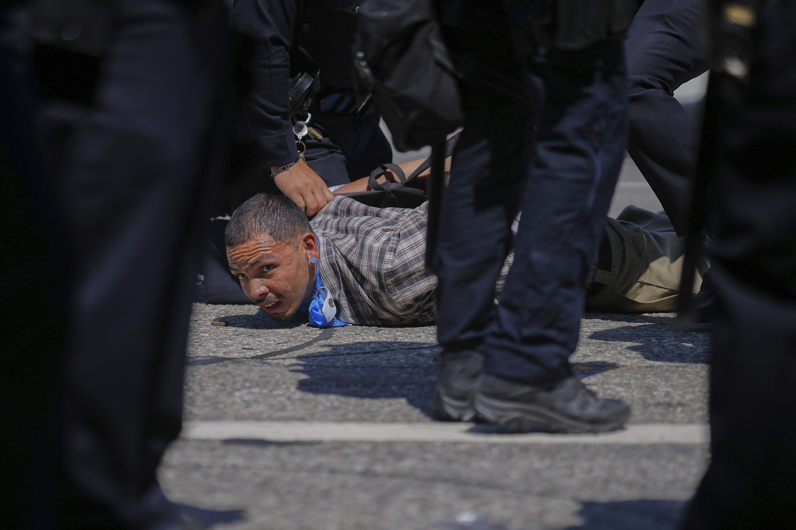 National Guard Troops Tangle With Anti-ICE Rioters at Los Angeles as ...
