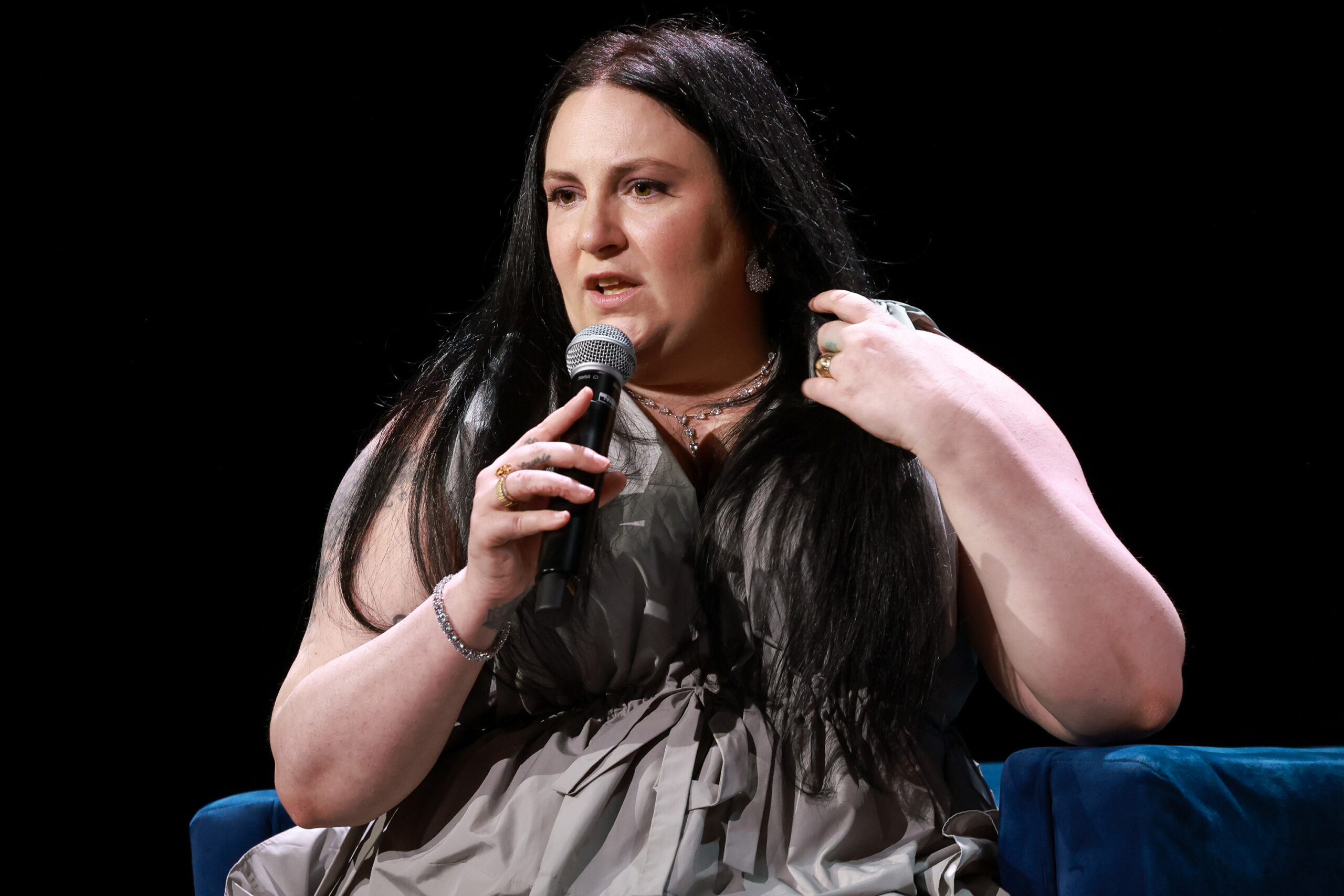 Lena Dunham's Arrival at London Signals Celebrity Émigrés Are Losing ...