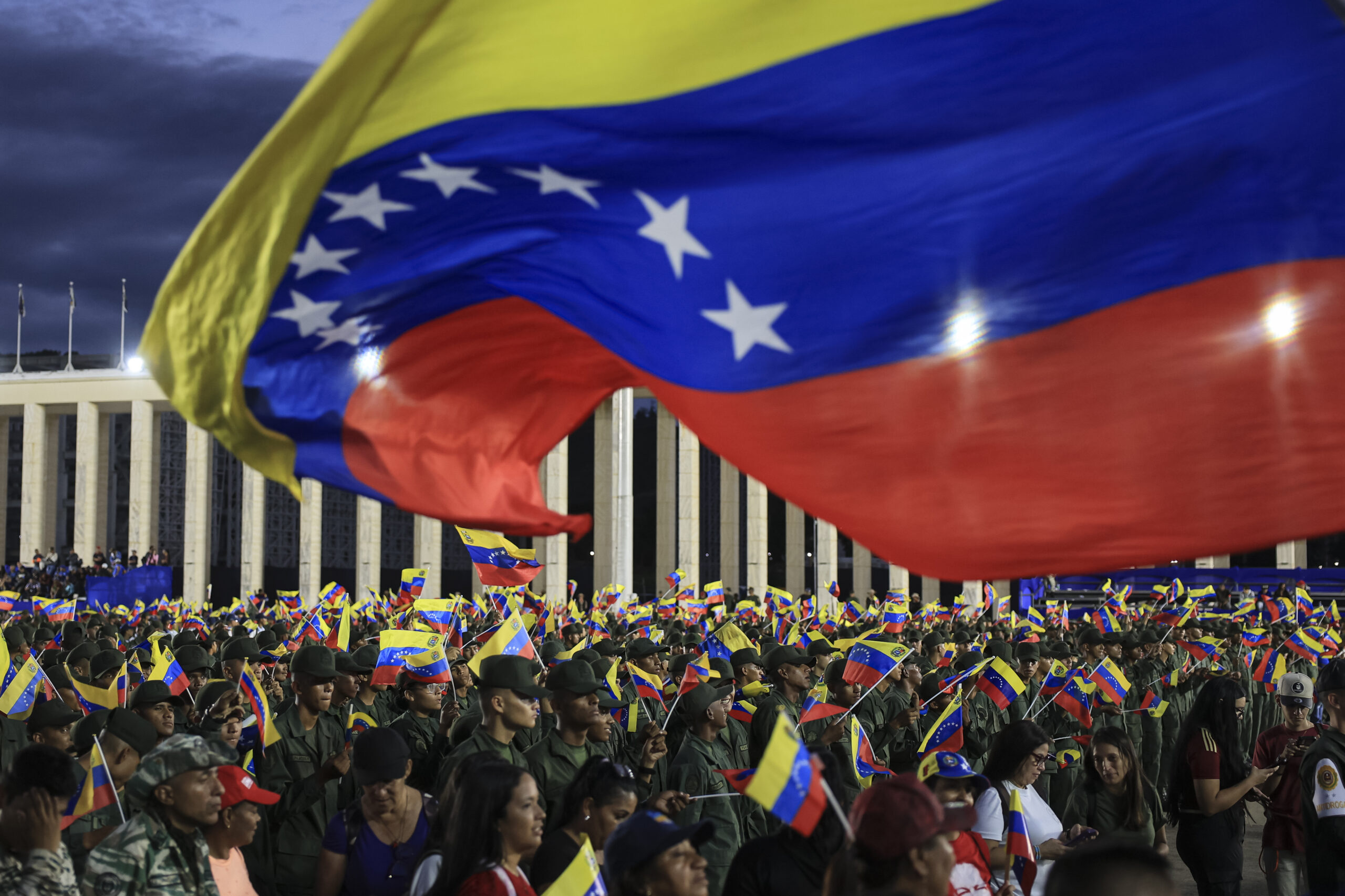 American Forces Seize Oil Tanker Off Venezuelan Coast in Dramatic ...