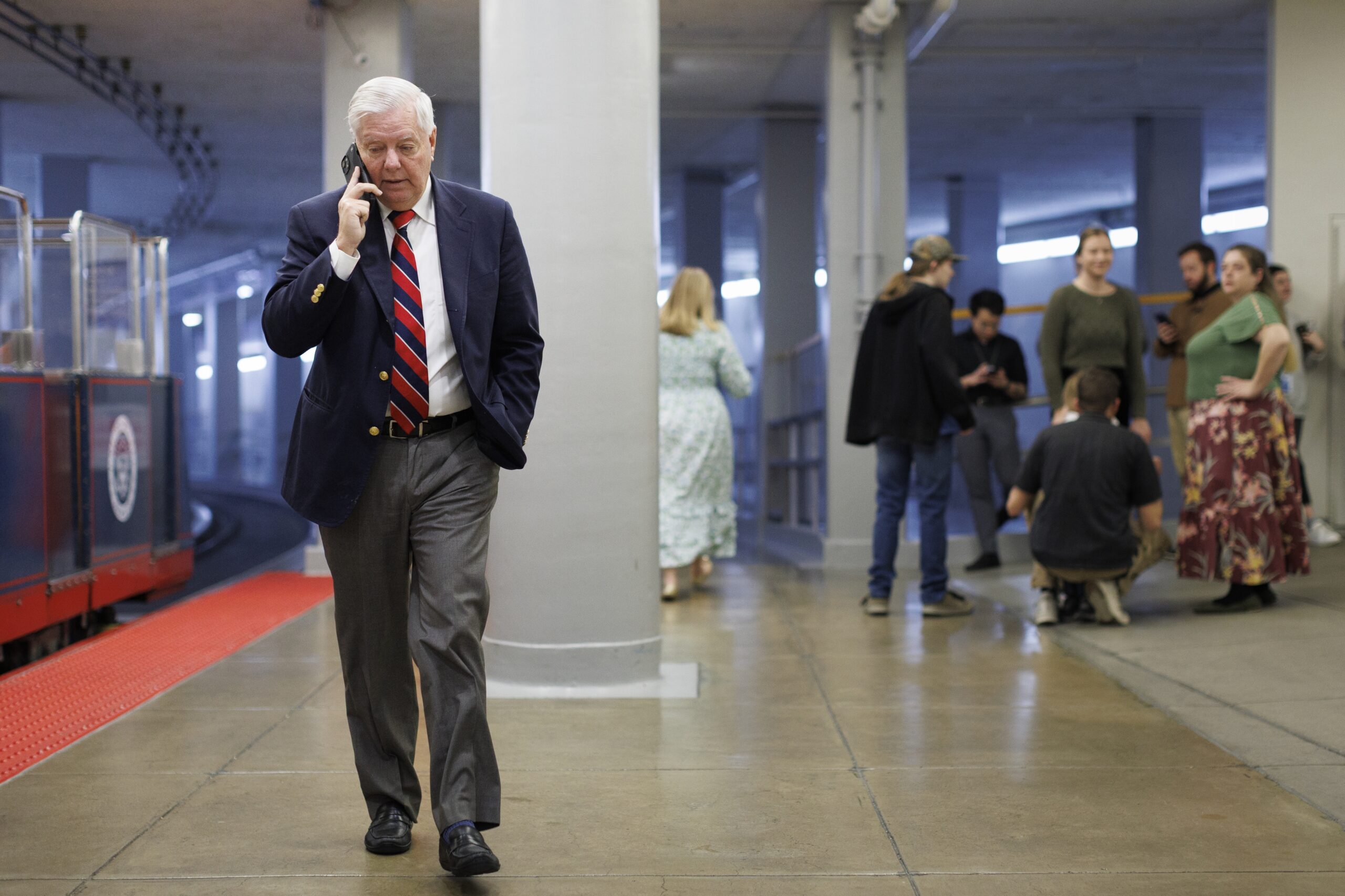 RFK Jr. Orders Study on Cellphone Radiation as FDA Drops Assurance That ...