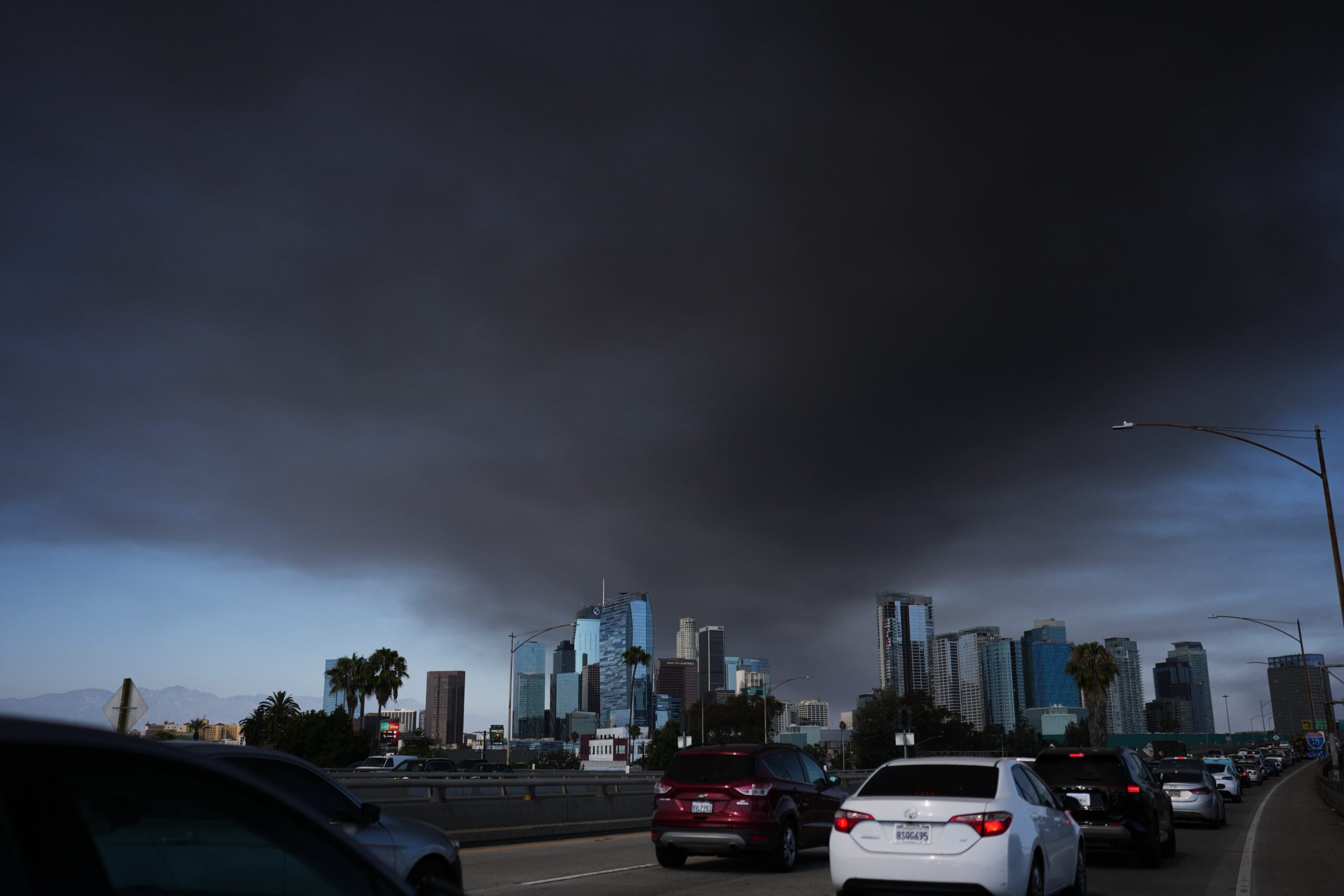 Los Angeles Warehouse Fire Tests Response by California Officials | The ...
